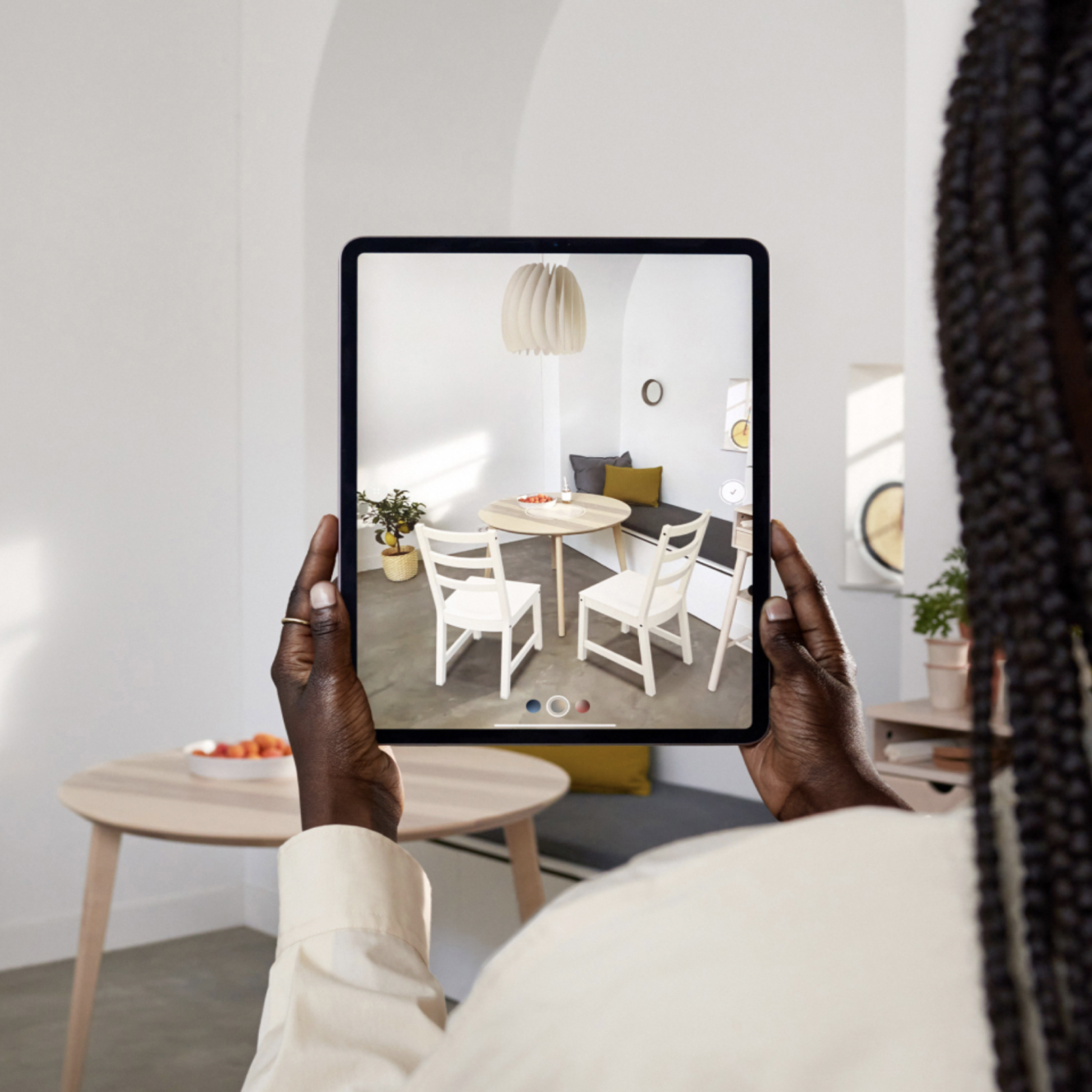 Top tips for integrating AR to boost your luxury products